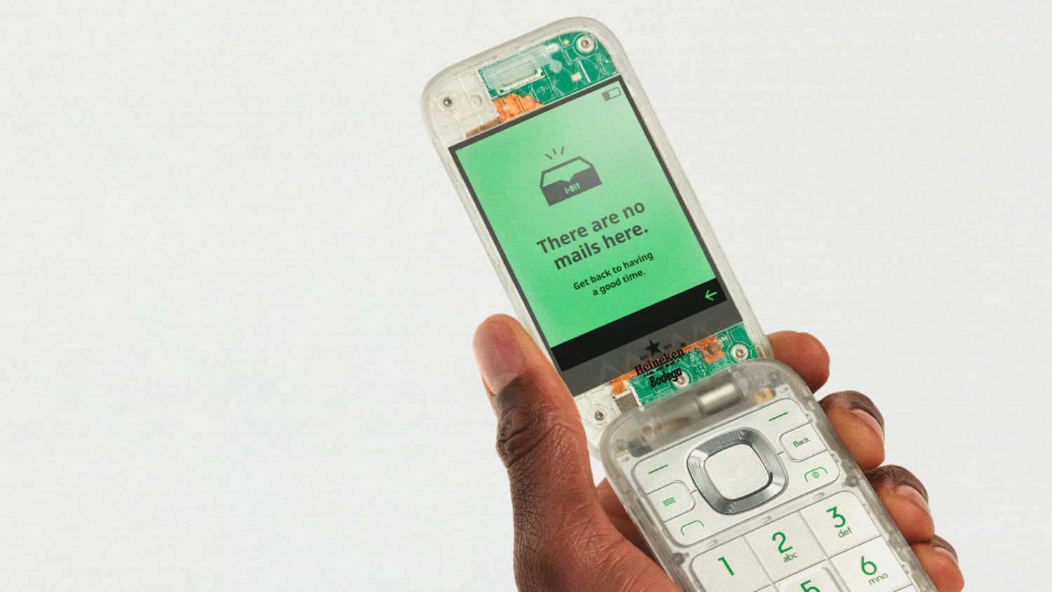 Heineken en HMD Global Introduceren Boring Phone - Androidics.nl